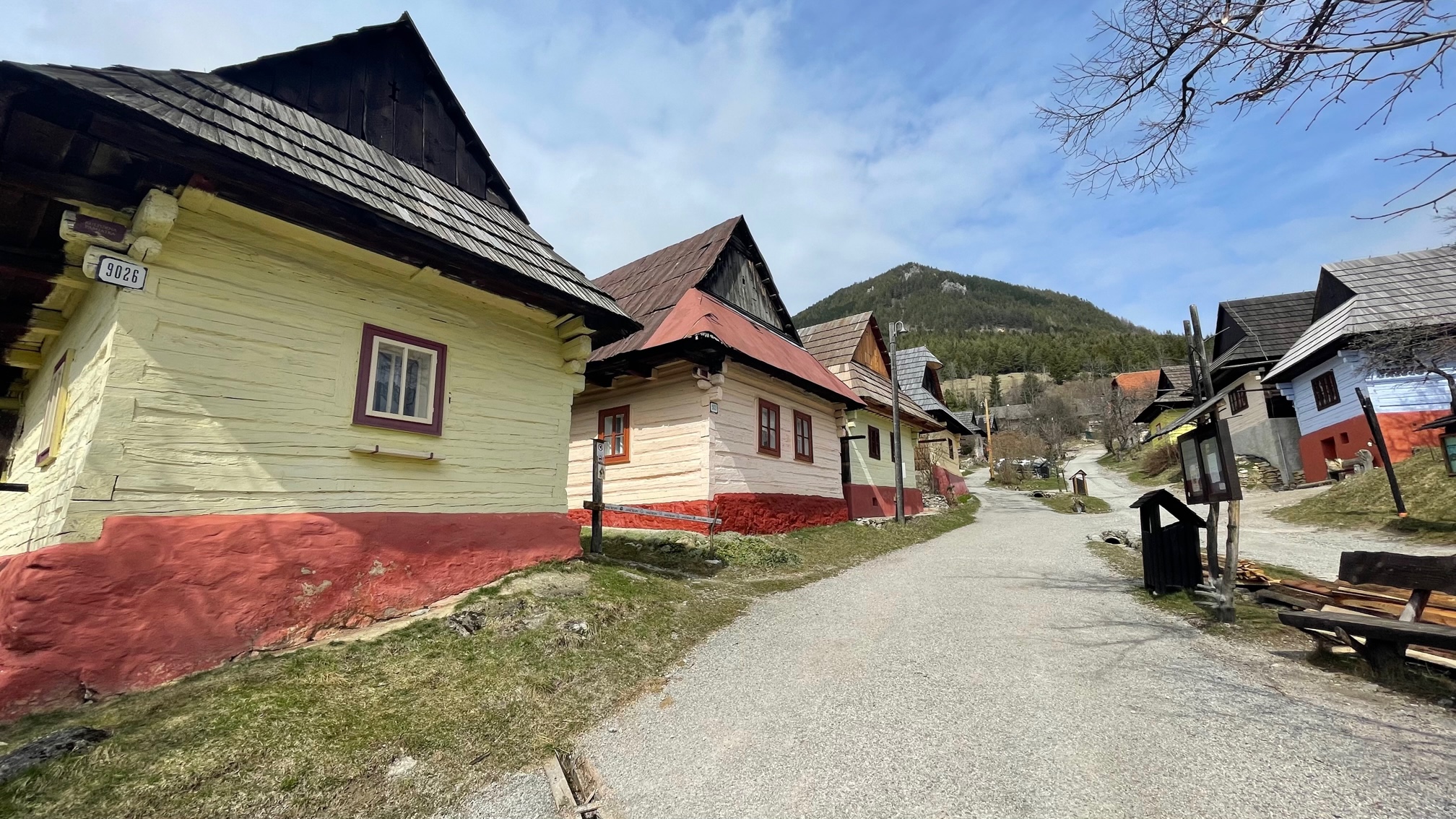 Žijeme okrúhlym výročím Vlkolínca, pripomenieme si ho na viac ako 300 ...